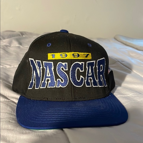 Accessories | Vintage 1997 Black And Blue Nascar Cap | Poshmark